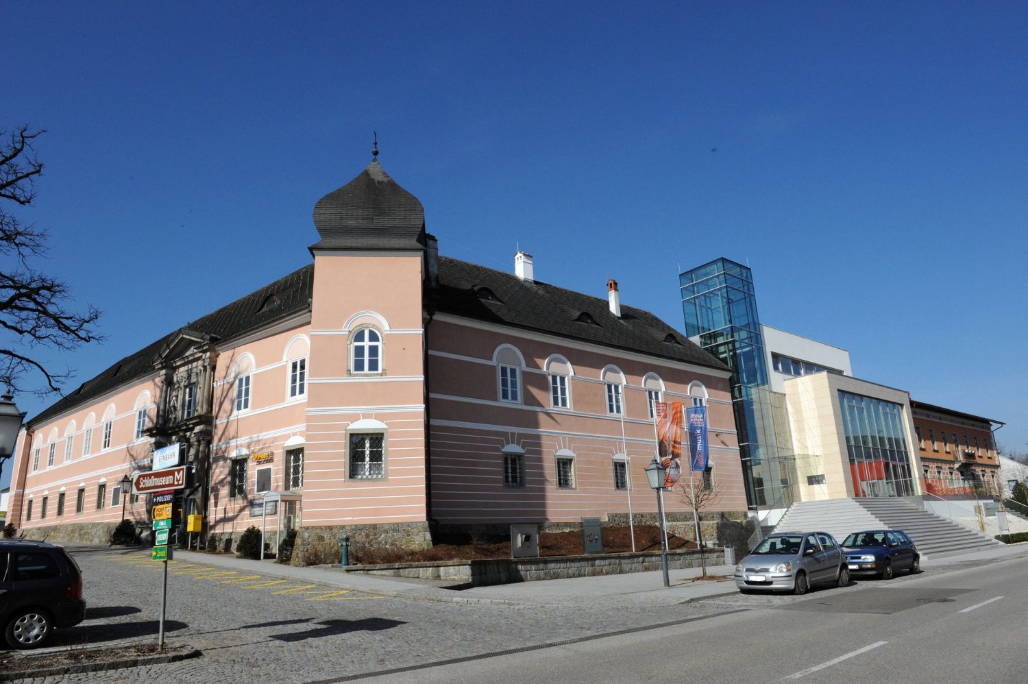 Schlossmuseum Peuerbach, 4722 Peuerbach - Information, Anfahrt ...