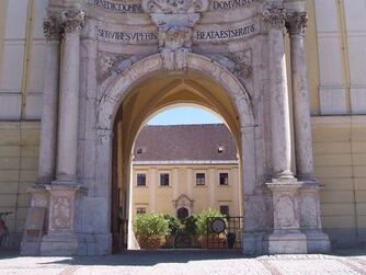 Benediktinerstift Lambach, 4650 Lambach - Information, Anfahrt ...